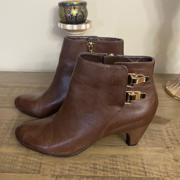 Sam Edelman | Shoes | Sam Edelman Marmont Brown Leather Low Heel Ankle ...